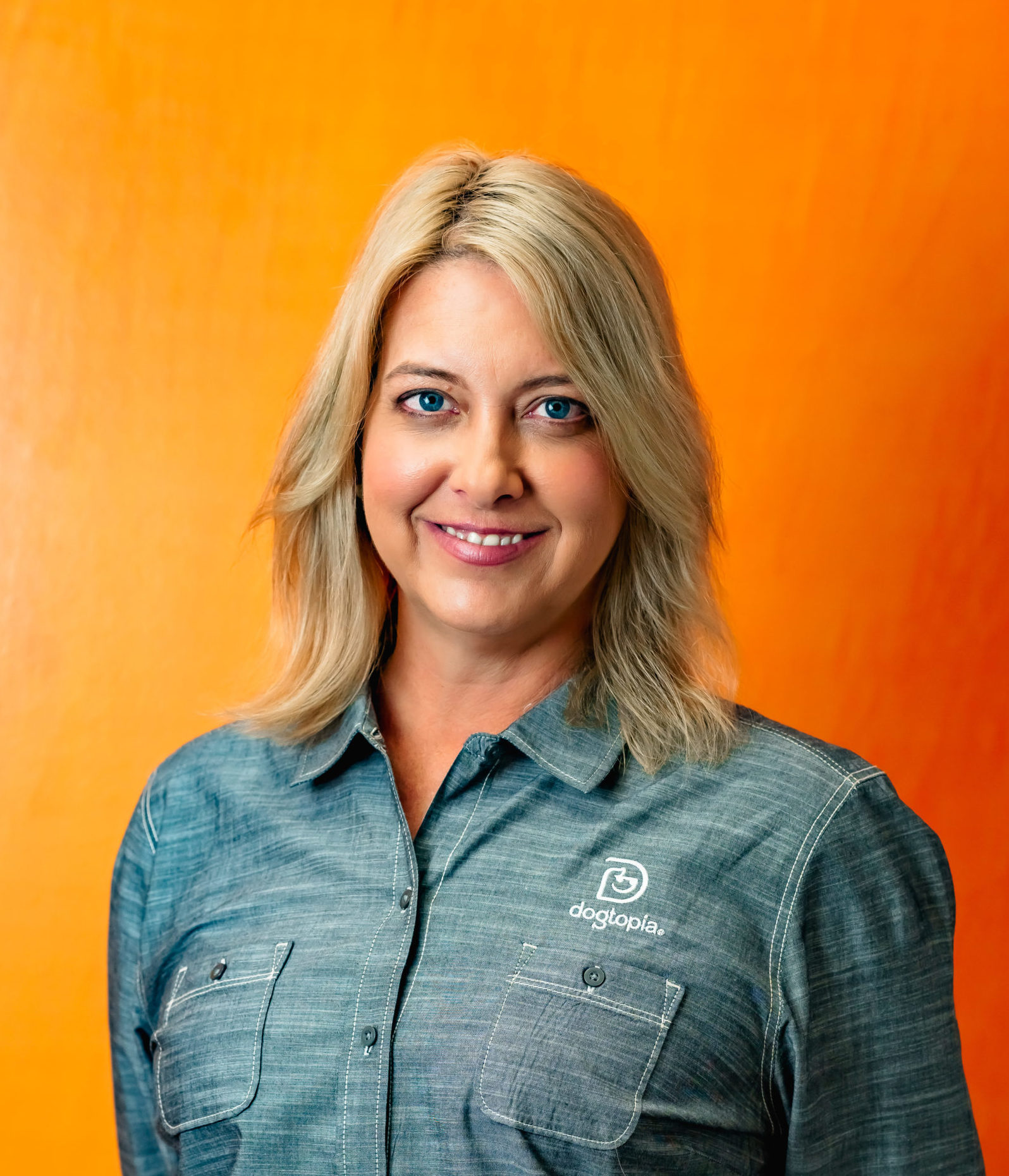 Alex Samios - Dogtopia