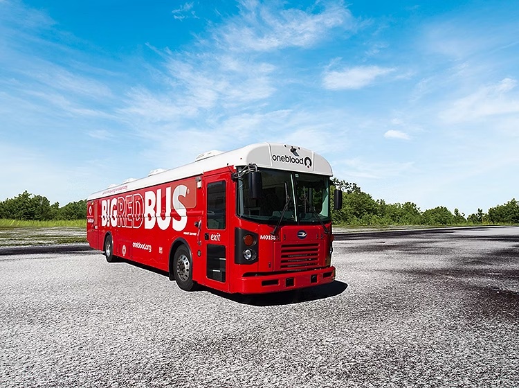 Big Red Bus Blood Drive - Orlando - Longwood